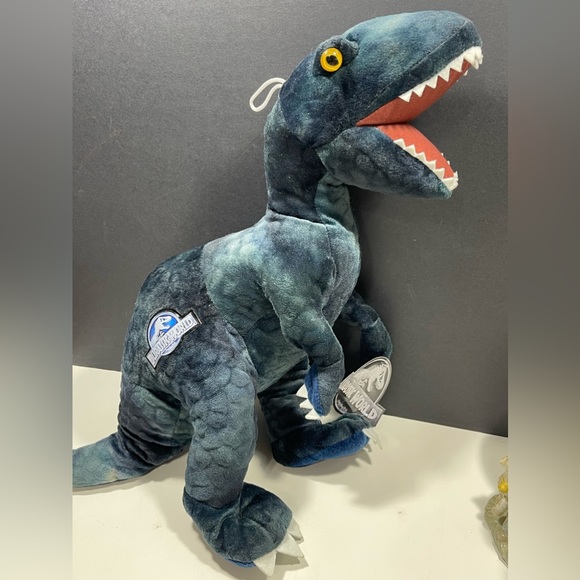 Jurrasic World | Toys | 22 Toy Factory 16 Jurassic World Plush ...
